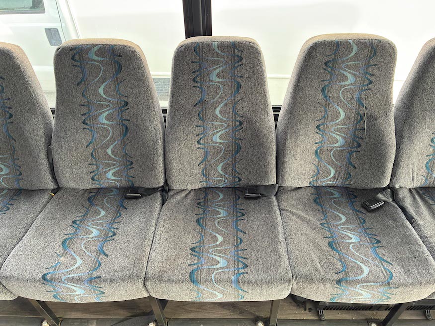 Midsize: Ford F550 Glaval Entourage (#233221) - Carpenter Bus