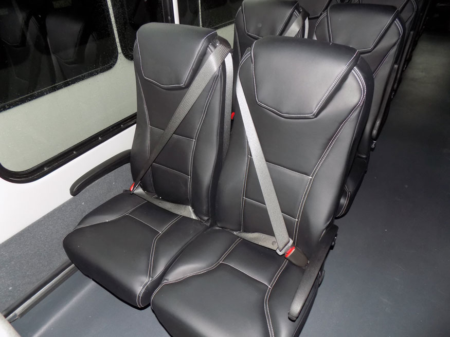 Larger: Freightliner Glaval Legacy (#2413918) - Carpenter Bus