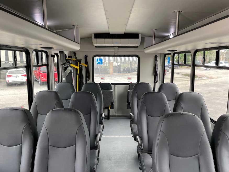 Smaller: Ford E450 Starcraft Allstar (#24320) - Carpenter Bus