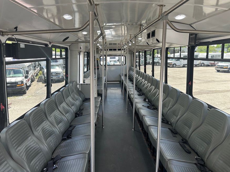 Larger: Freightliner Champion Defender (#253120) - Carpenter Bus